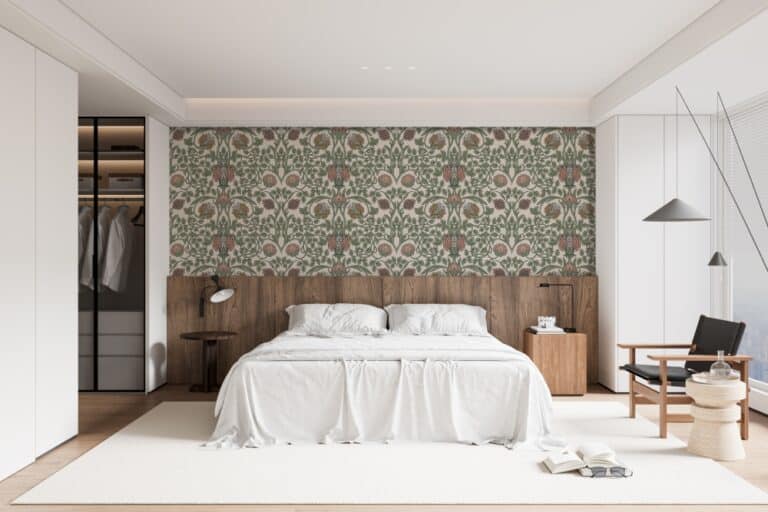 Traditional Damask Wallpaper